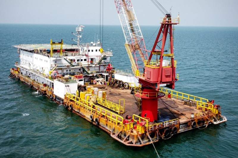 Proyek Accomodation Work Barge Services dan Jasa Pengoperasian Unit Rig ...